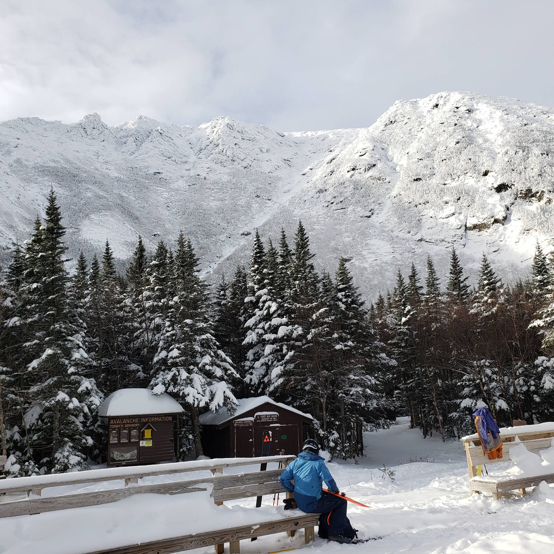 The 4 Best Backcountry Snowboarding Destinations in the U.S. - Snowboarder