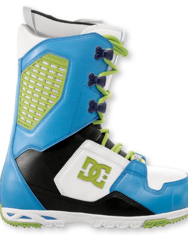 DC Snowboard Boots 2011