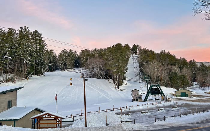 New Hampshire Ski Area Celebrated for Not Raising Season Pass Prices