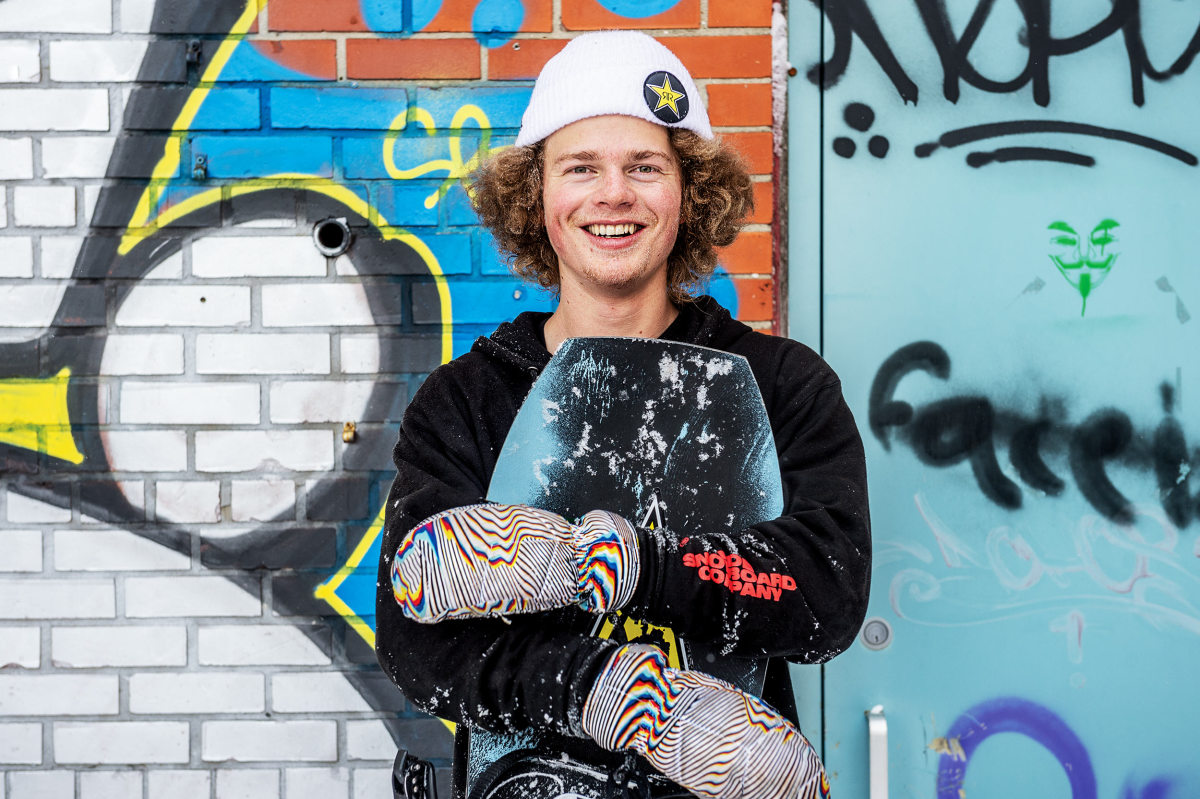 The SNOWBOARDER Movie: Beta—Brandon Davis Full Part