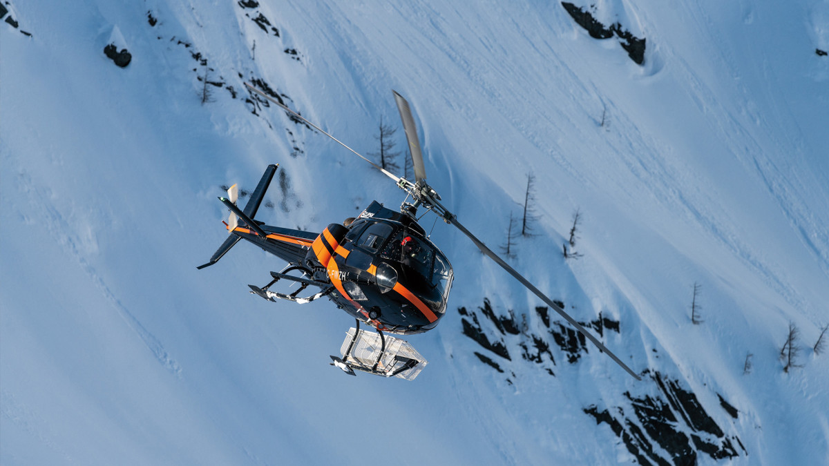 Stellar Heli with Travis Rice, Austen Sweetin, Robin Van Gyn, and Blair ...