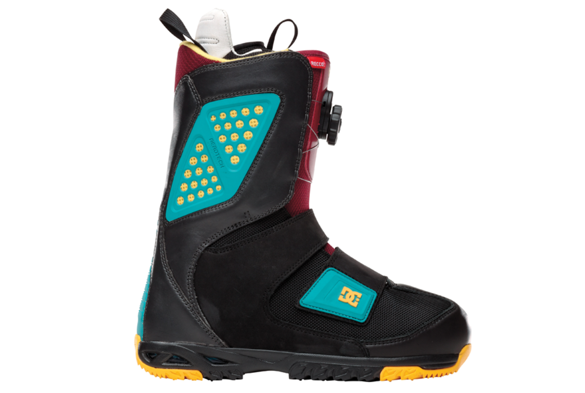 Gear of the Day: DC Status Boot
