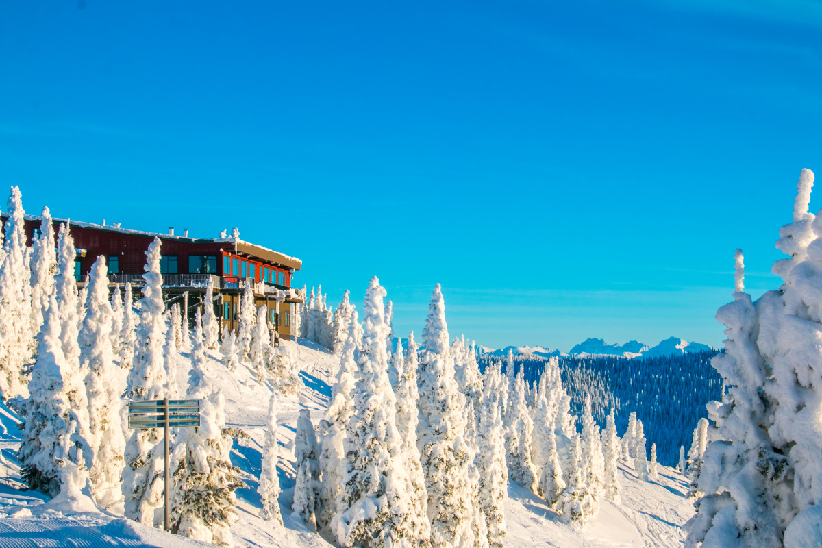 Whitefish Mountain Best Snowboarding Resorts 2019 | TransWorld SNOWboarding