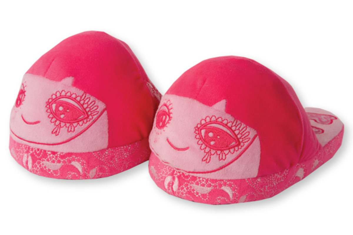 Buy Volcom Dashenka Doll Plush Slippers - Shop for Snowboard Gear at ...