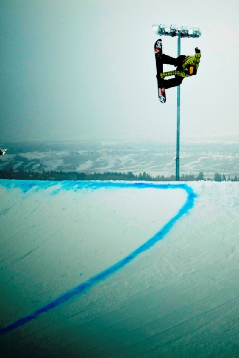 Burton Canadian Open Day 2: Spirits High, Fog Low in Calgary - Snowboarder