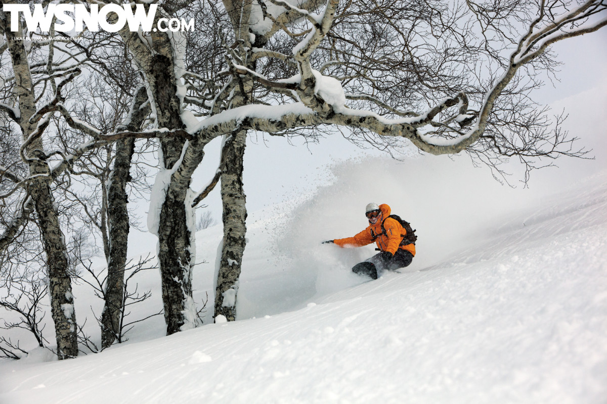 Wallpaper Wednesday: Powder Surfing in Japan | TransWorld SNOWboarding ...