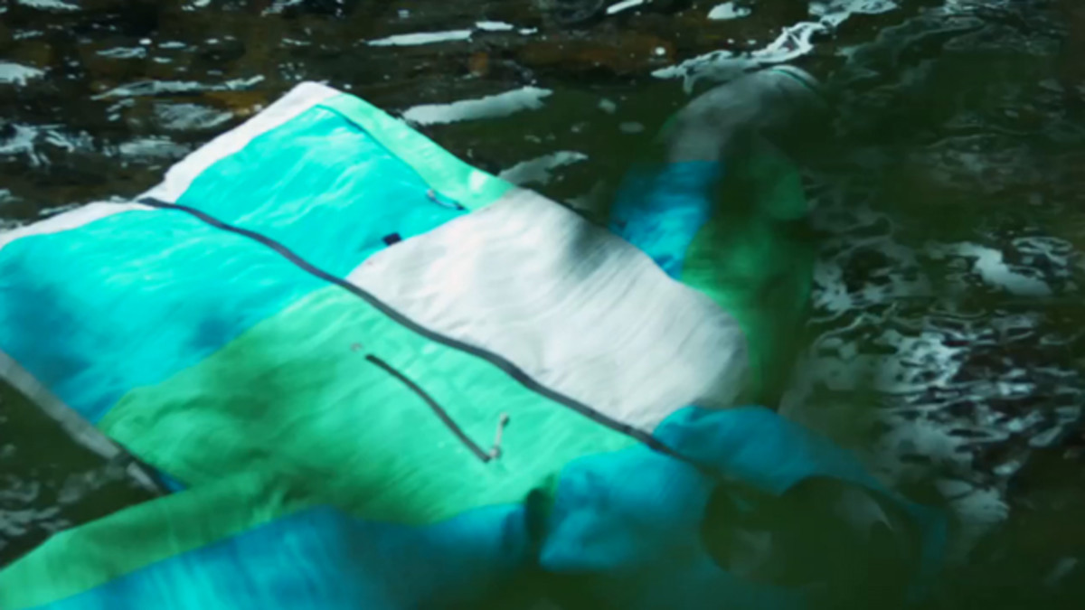 686 Presents the Hydra Thermagraph Jacket featuring infiDRY® Waterproof ...