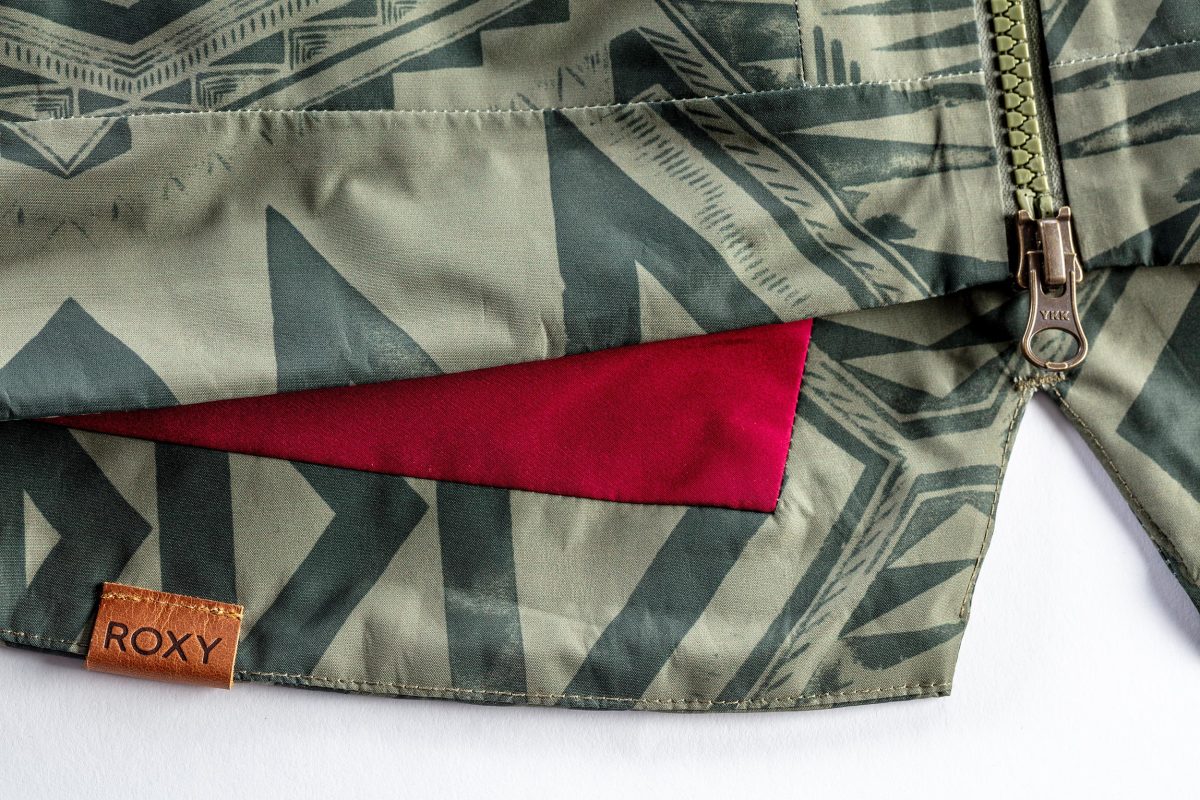 Roxy Glade Jacket: Snowboarding Gear Lookbooks 2018 - 2019