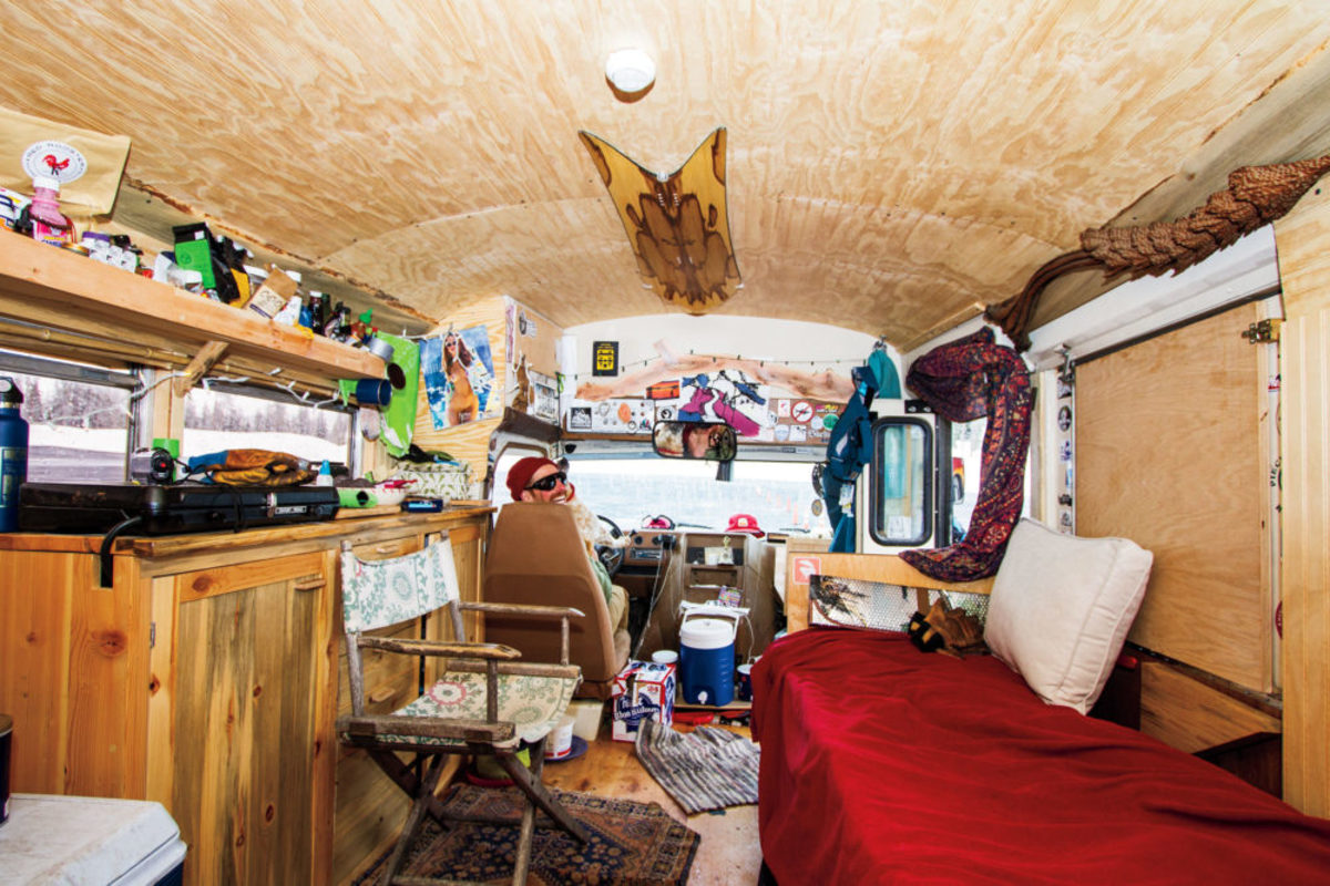 Adventure Mobiles: Aaron Lebowitz' 91 Chevy G 30 Diesel Bus