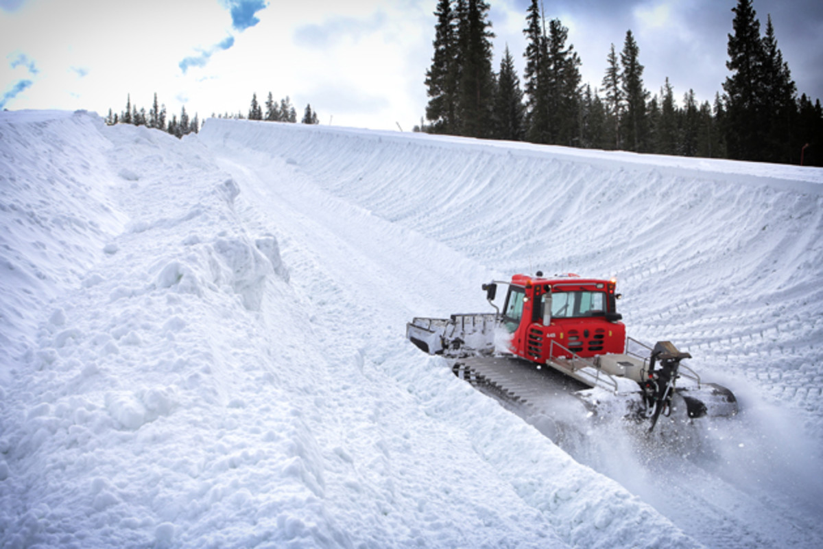 Copper Mountain Opens First Olympic-Sized Superpipe for the 2013/2014 ...