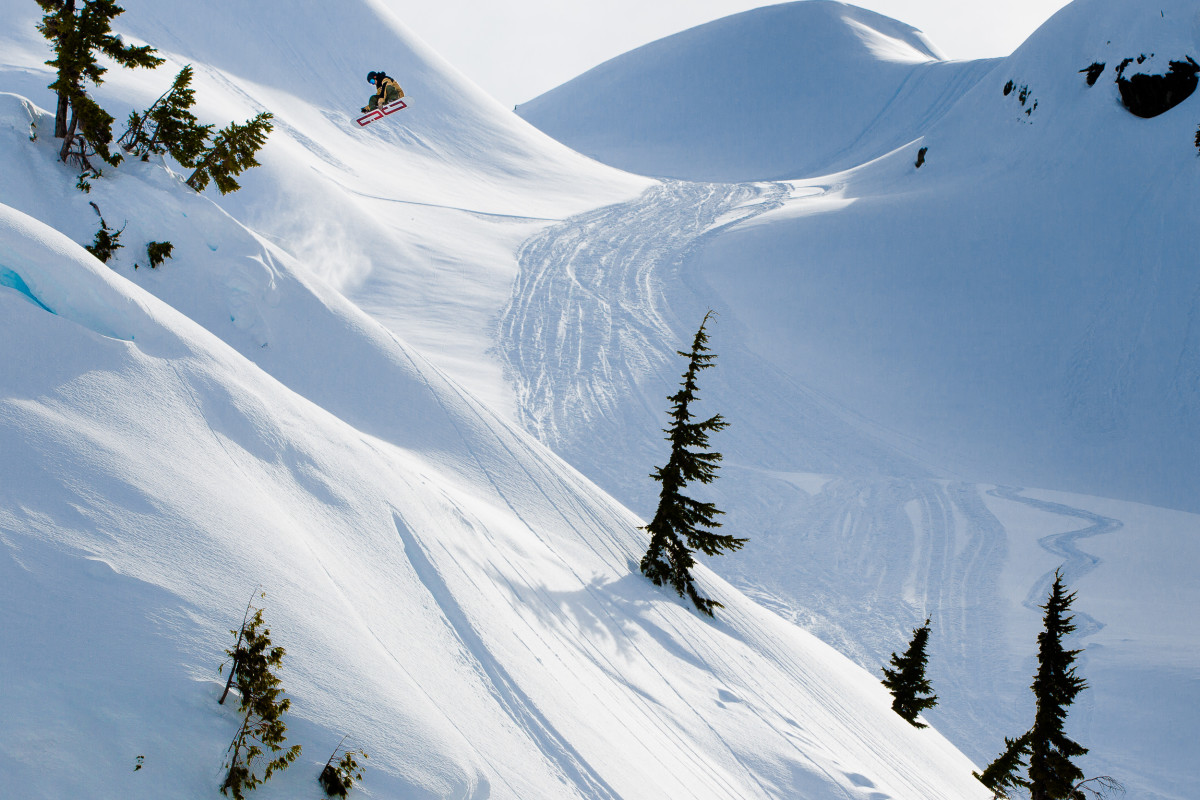 DC TRANSITORS in Whistler: Mega Gallery With Devun Walsh, Iikka ...