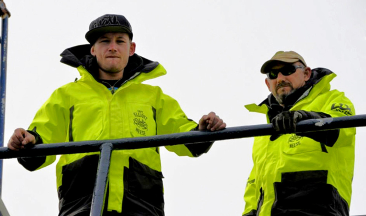 686 Outerwear produces special jacket and pant for "The Deadliest Catch ...