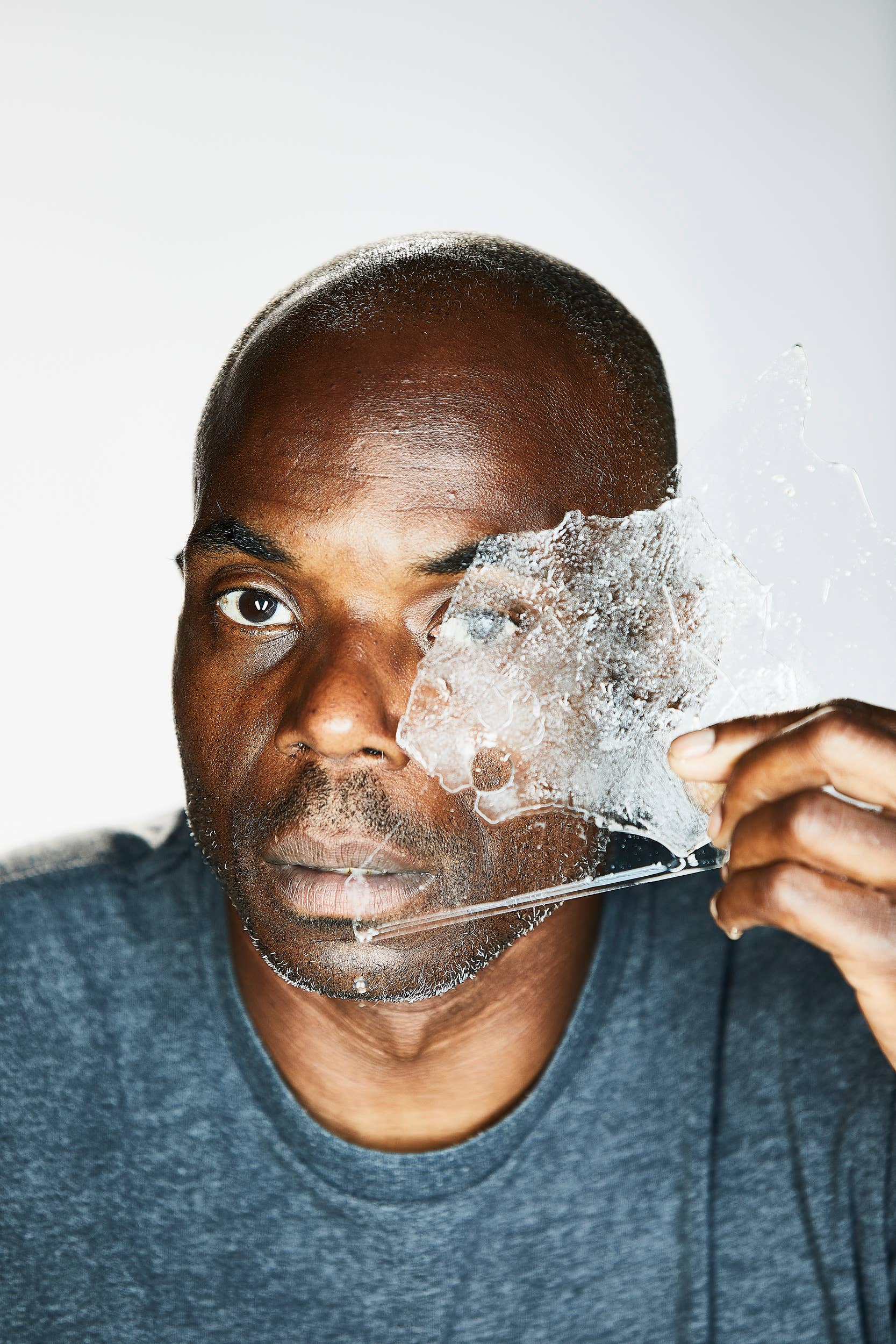 Russell & Flow—The Russell Winfield Interview from Issue 33.1