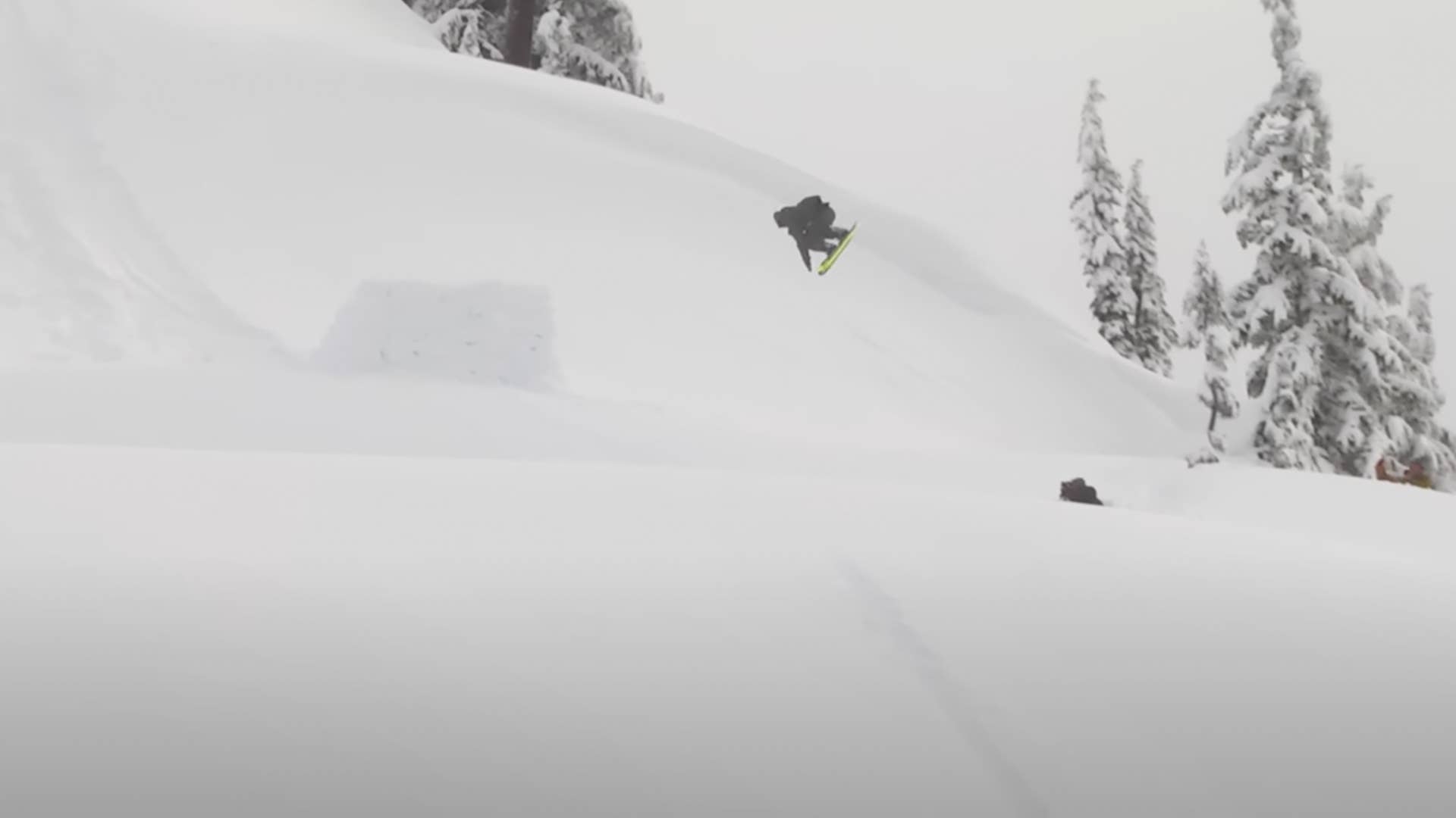 Pro Snowboarder Fail: Ragdoll, Tomahawk, or Scorpion?