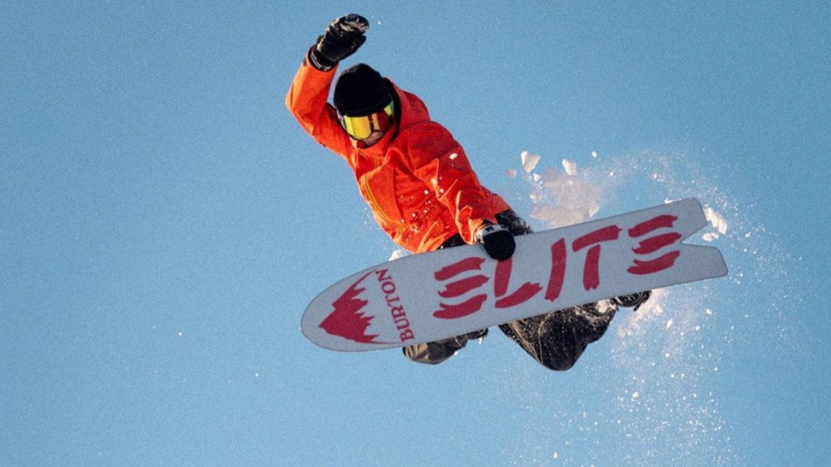 Look: Burton Releases Retro Snowboard Series