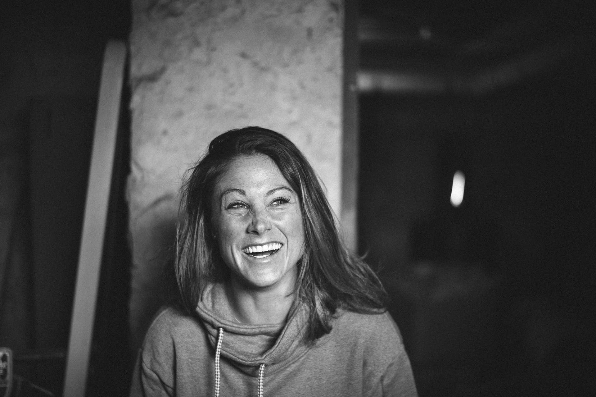 Robin Van Gyn - Full Moon Film - Snowboarder