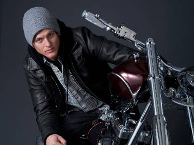 SNOWBOARDER Vital 20: Seth Huot - Snowboarder