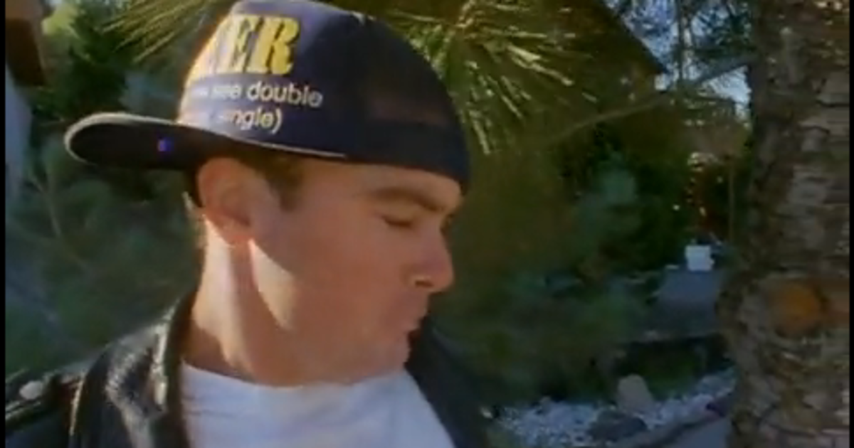 Rewind: Kevin Jones Full Part - Snowboarder