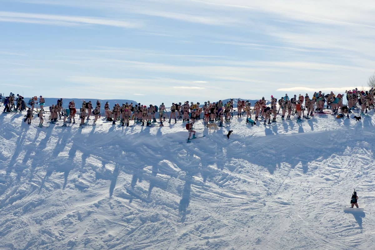 Colorado Will Host All-Women Ski Festival Highlighting a Unique 'Naked ...