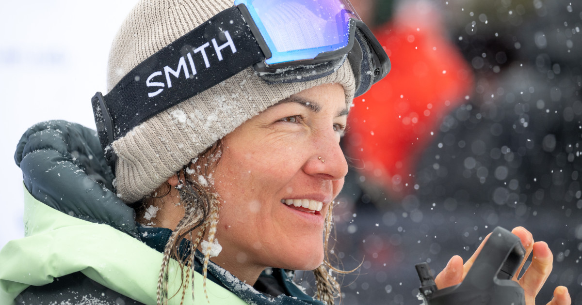 Elena Hight Carved an 'Alpine Laser Line' For Upcoming Film - Snowboarder