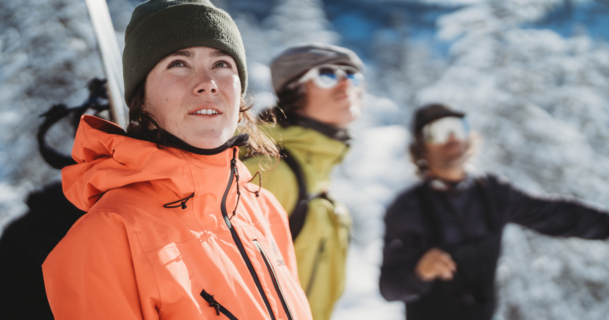 Jeremy Jones and His Children in TGR's Pressure Drop - Snowboarder