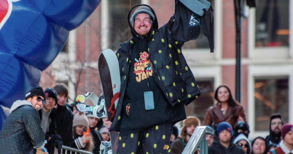 Lucas Magoon Wasn't Phased by 20,000 Fans at Heavy Metal - Snowboarder