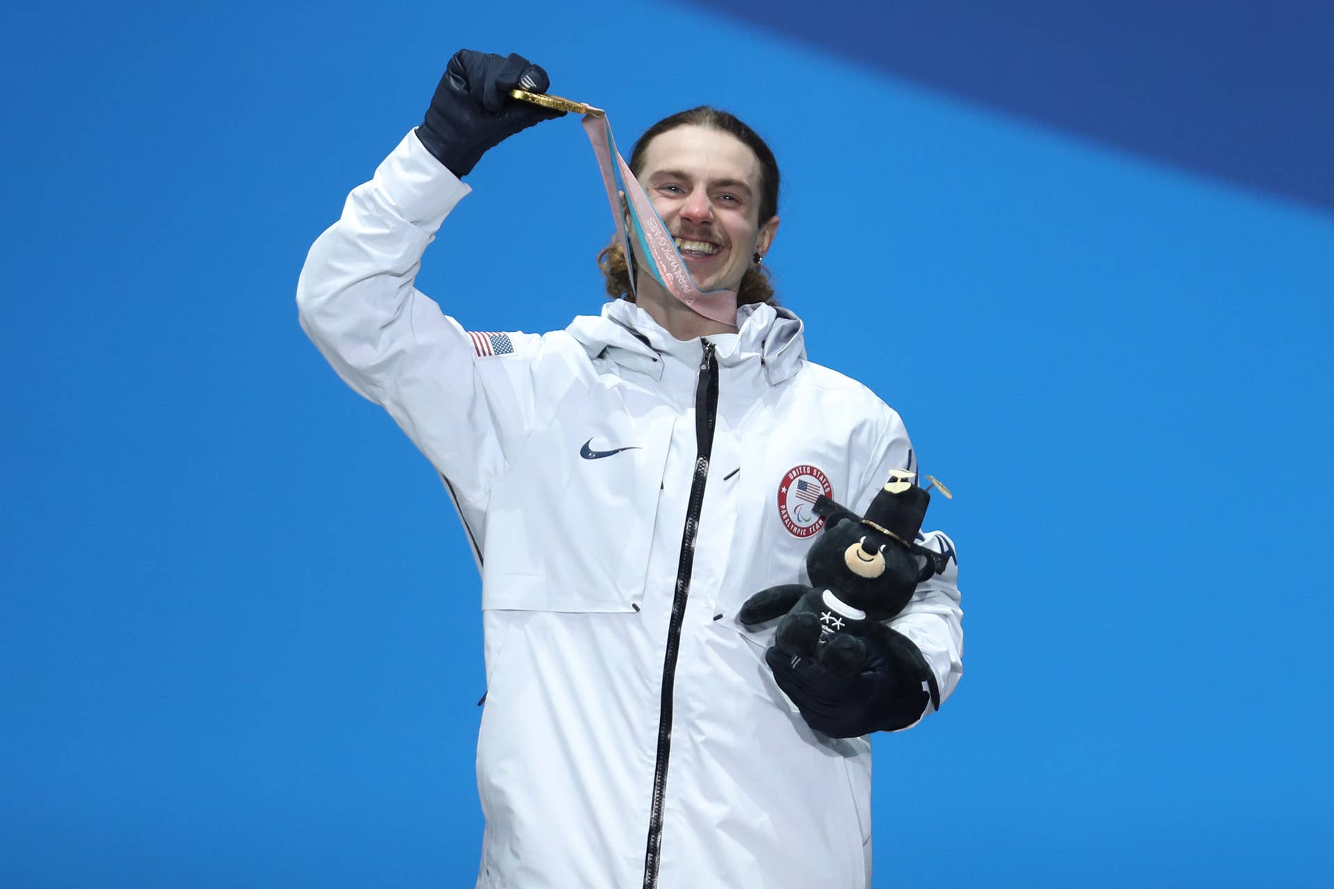 Mark McMorris, Laurie Blouin Among Canadian National Team Snowboarders ...