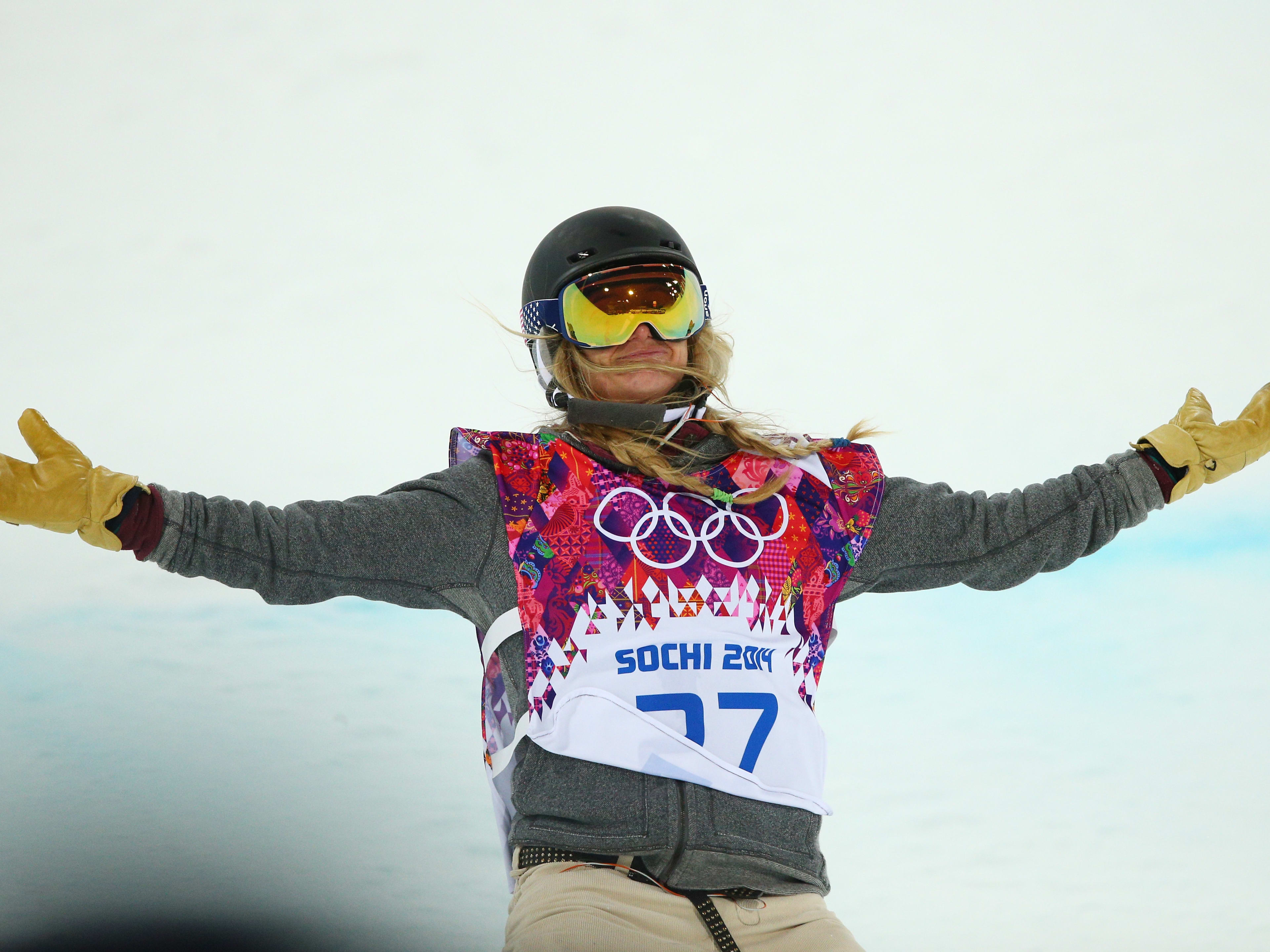 Hannah Teter To Be Inducted To Vermont Hall of Fame - Snowboarder