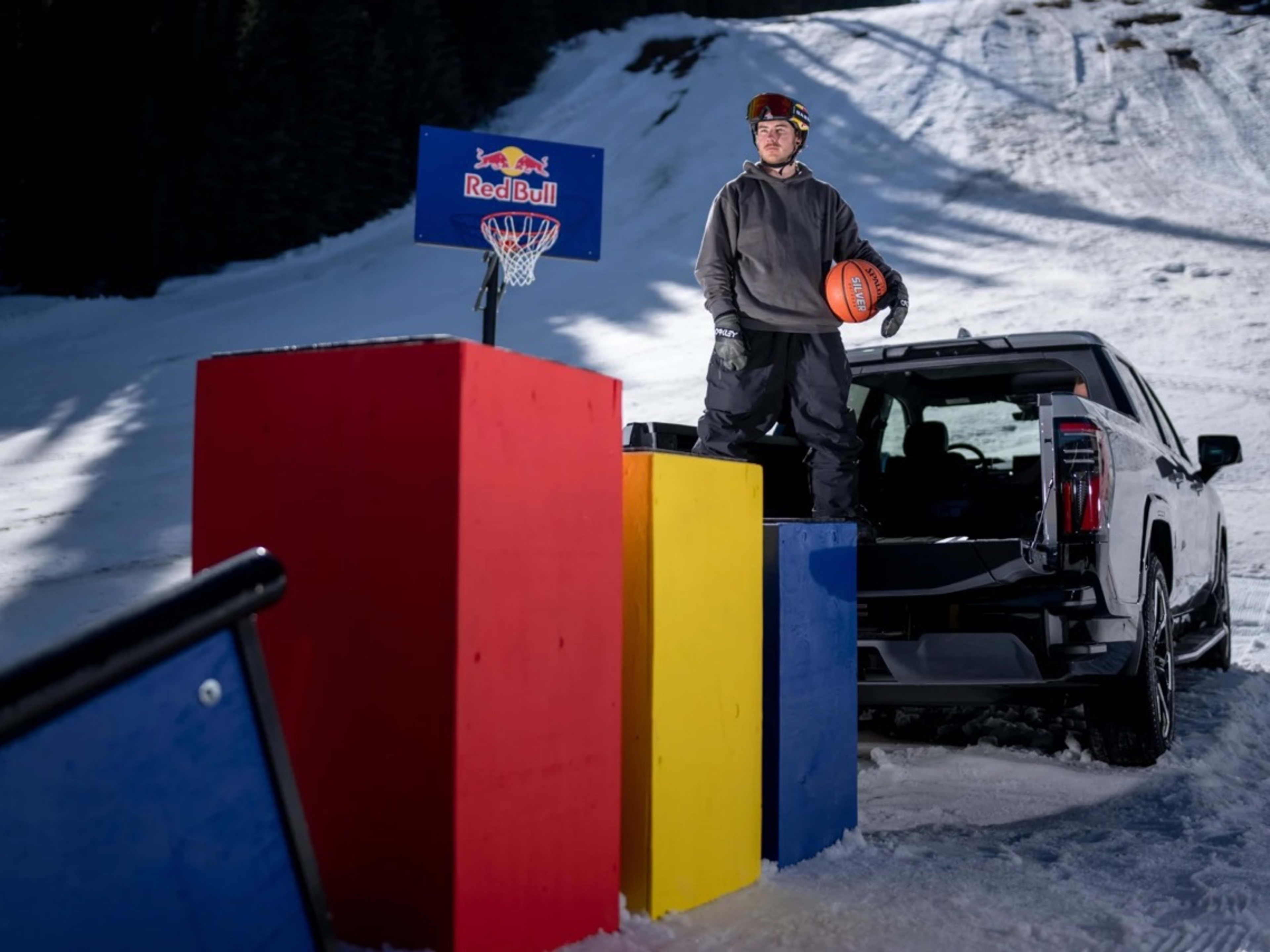 Snowboarders: Rider Profiles, Stories & Standout Moments - Snowboarder