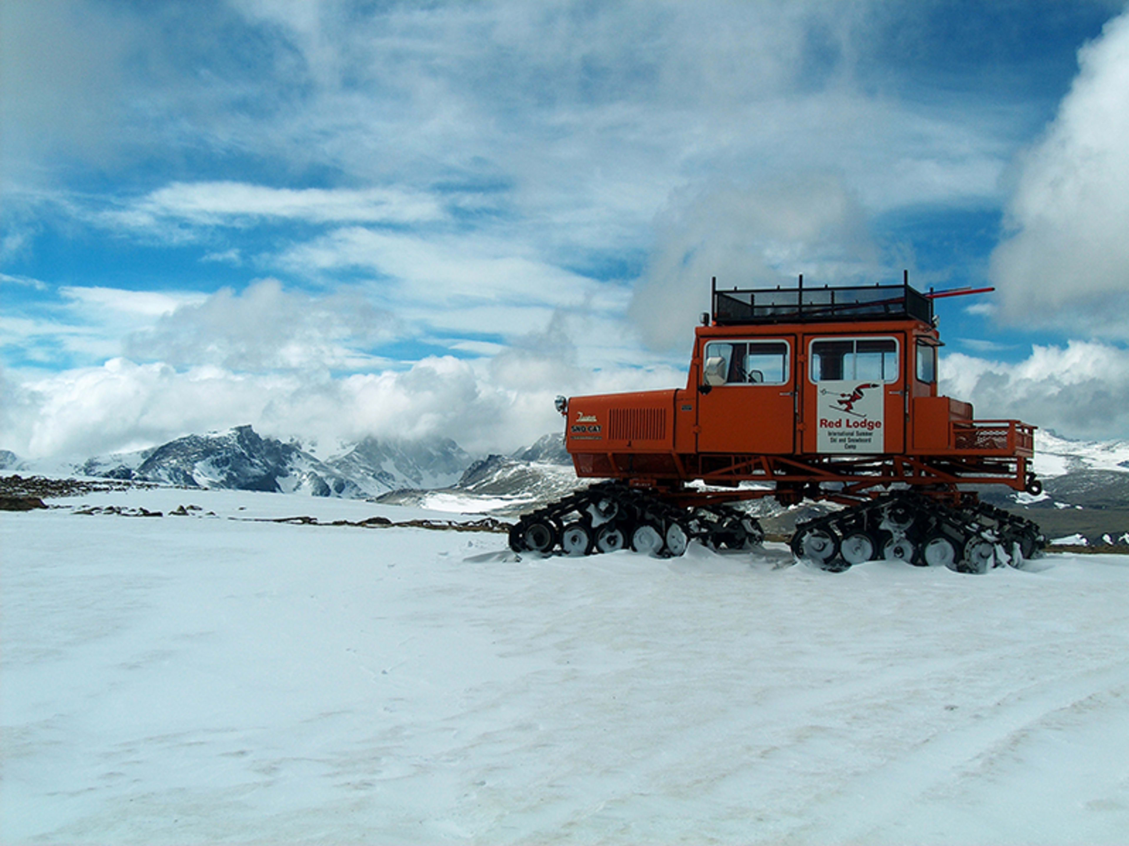 America's Lone 'Summer-Only' Ski Area to Re-Open This Year - Snowboarder