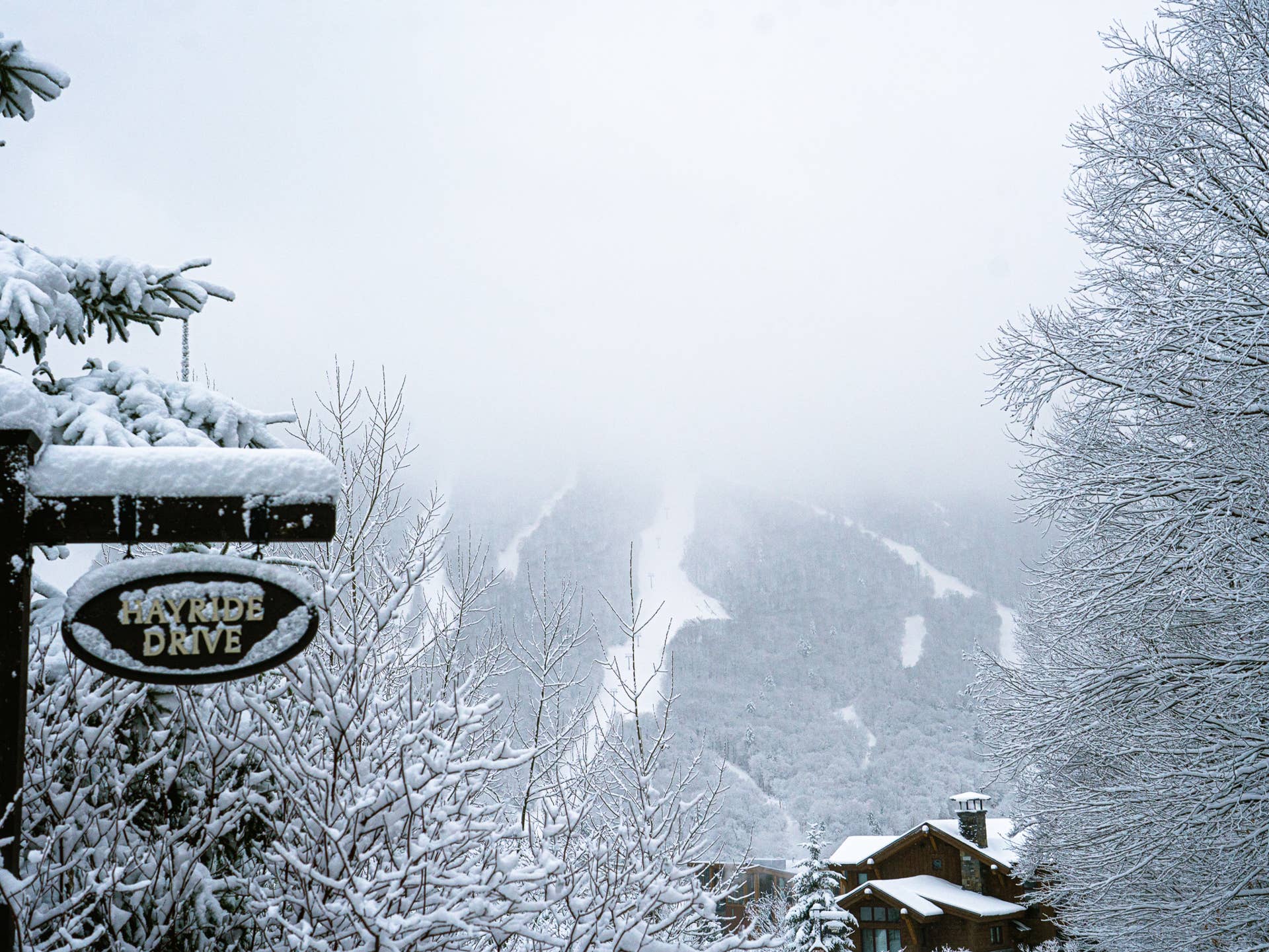 Stowe, Vermont Is Opening Early for the Winter 25/26 Season - Snowboarder