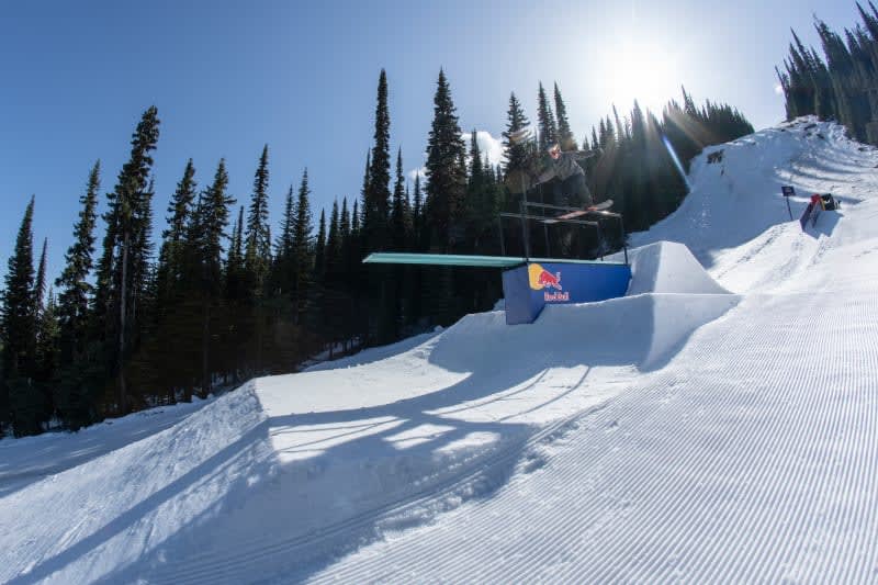 Snowboarder Seb Toots Shreds wild Red Bull Obstacle Course - Snowboarder