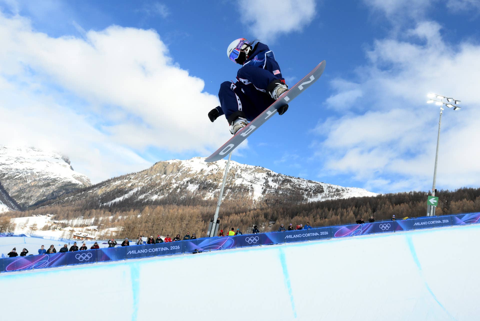 Three Americans Make Olympic Women's Halfpipe Finals - Snowboarder